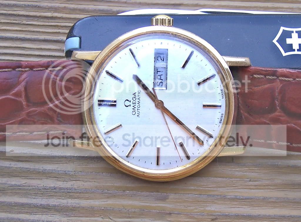 Vintage Omega Crystal Fogging | WatchUSeek Watch Forums